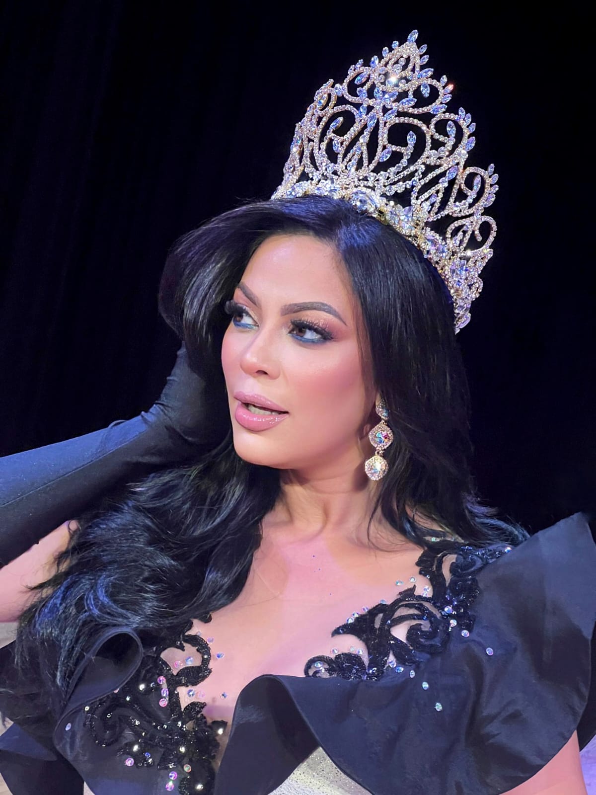 Mariale Lovera: Una Señora Real Venezuela fuera de serie – De Frente a ...